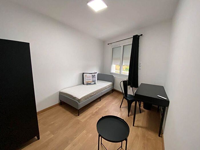 Appartement à louer - Sardine-Chiquet, Pessac - 1 pièce