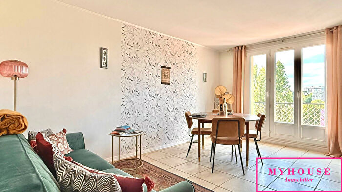 Bagneux, Centre-ville : Appartement 4 pièces à vendre