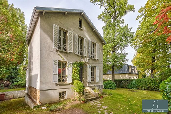 Maison à vendre - Le Vésinet - 7 pièces - 4 chambres