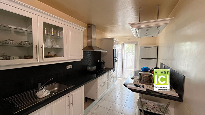 Maison à vendre - La Chapelle-Basse-Mer - 6 pièces - 4 chambres