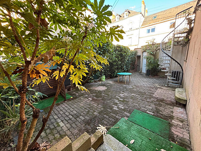 Maison à vendre - Laval, Les Pommeraies - 5 pièces - 3 chambres