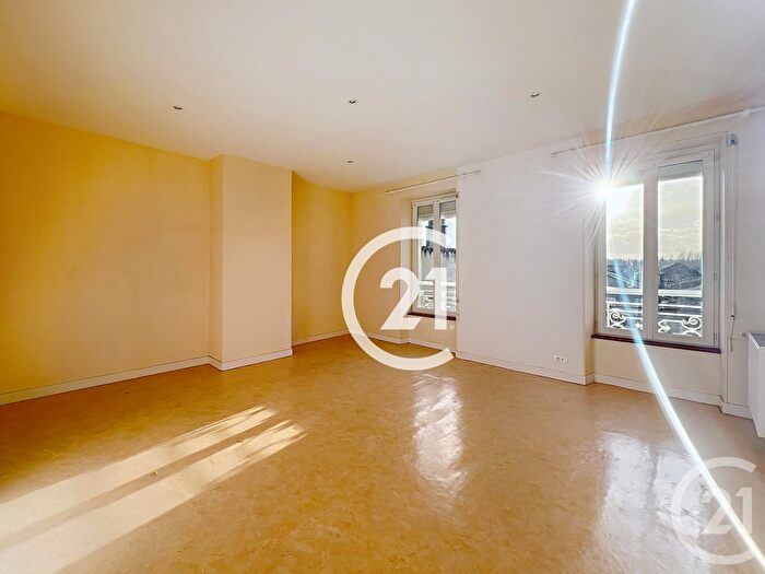 Appartement à louer - Jarnac - 2 pièces - 1 chambre