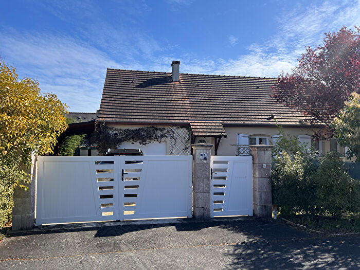 Maison à vendre - Luynes - 7 pièces - 5 chambres