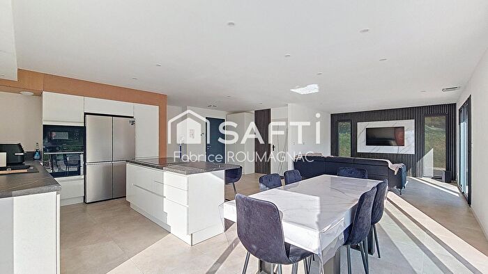 Maison à vendre - Lespignan - 4 pièces - 3 chambres