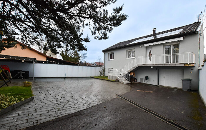 Maison à vendre - Vesoul, Montmarin, Pontarcher - 5 pièces - 4 chambres