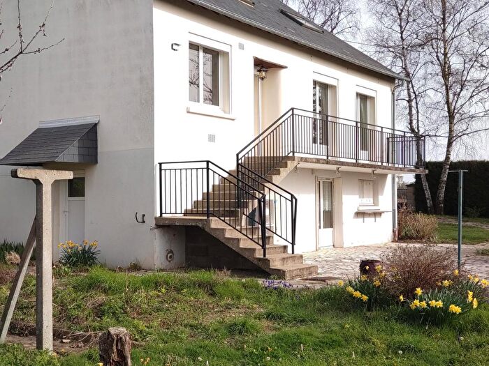 Maison à vendre - Saint-Lubin-en-Vergonnois - 8 pièces - 5 chambres