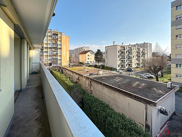 Appartement à vendre - Échirolles, Bayard, La Luire, Vicose, Comboire - 4 pièces - 3 chambres