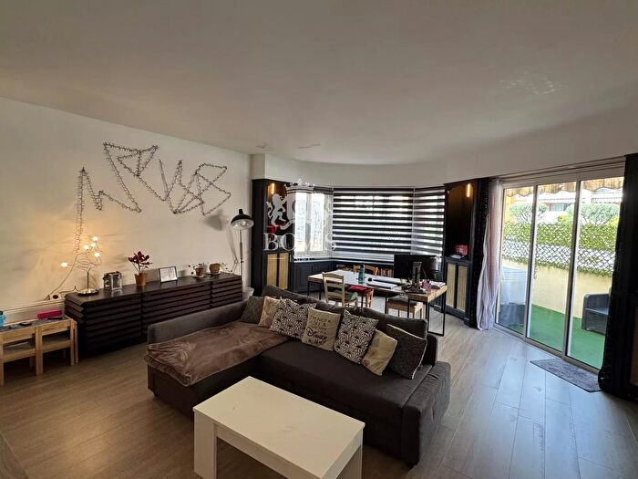 Appartement à vendre - Beaulieu-sur-Mer - 4 pièces - 3 chambres