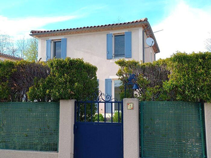 Maison 4 pièces à Ouest Sud, Vaison-la-Romaine, à louer