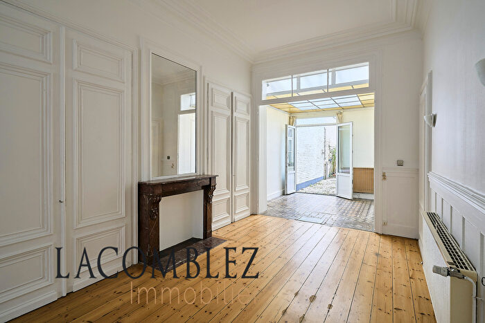 Lille, Wazemmes : Maison 7 pièces à vendre