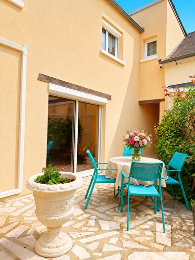 Maison 6 pièces à vendre - Villeneuve-les-Sablons