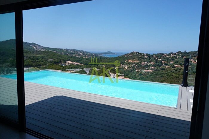 Maison à vendre - Grosseto-Prugna - 5 pièces - 4 chambres