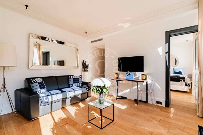 Les Halles, Paris 1er arrondissement - Appartement 1 pièce à louer