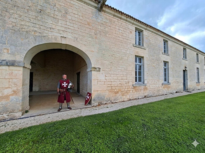 Appartement à vendre - Le Douhet - 2 pièces - 1 chambre