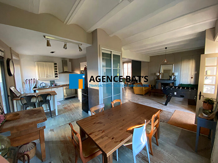 Maison à vendre - Monistrol-sur-Loire - 7 pièces - 5 chambres