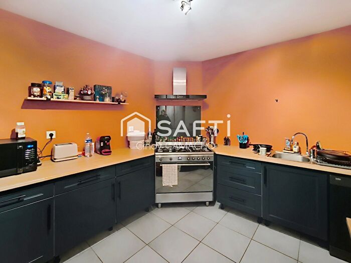 Maison à vendre - Ailly-sur-Noye - 4 pièces - 3 chambres