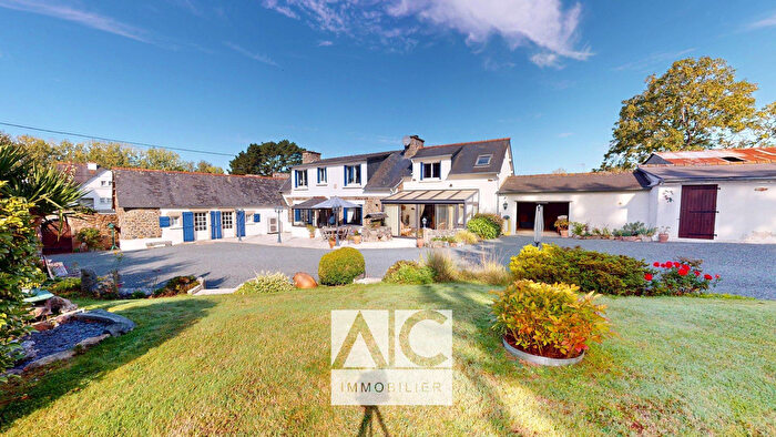 Maison à vendre - Pléguien - 7 pièces - 4 chambres