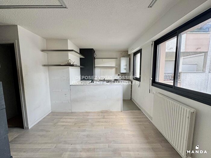 Appartement 1 pièce à Bordeaux, Nansouty, à louer