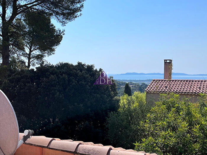 Maison 6 pièces à vendre à Hyères, Costebelle, Almanarre