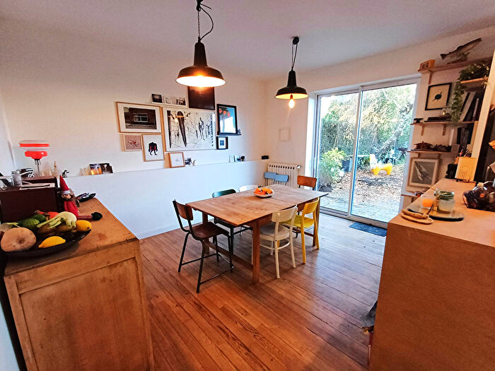 Maison à vendre - Beaumont - 8 pièces - 6 chambres