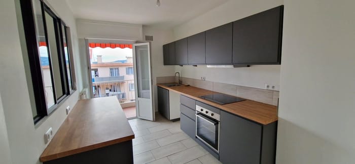 Cannes, Bocca Sud : Appartement 2 pièces à louer