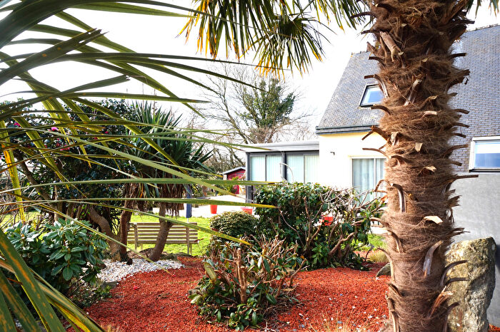 Maison à vendre - Lanrodec - 6 pièces - 4 chambres