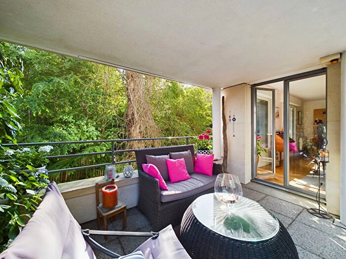 Appartement 3 pièces à Paris 17ème, Champerret, Berthier, à vendre