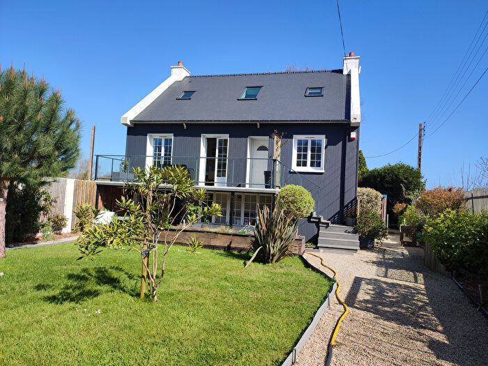Maison à vendre - Dinard, Saint-Enogat, Port Blanc, Pointe de la Roche Pelée - 5 pièces - 3 chambres