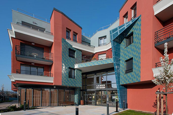 Appartement à vendre - Saint-Aubin-lès-Elbeuf - 3 pièces - 2 chambres