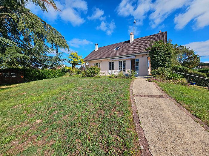 La Flèche, Verron Ouest : Maison 9 pièces à vendre