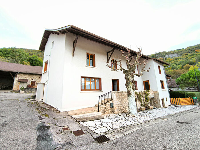 Maison à vendre - Marchamp - 10 pièces - 8 chambres