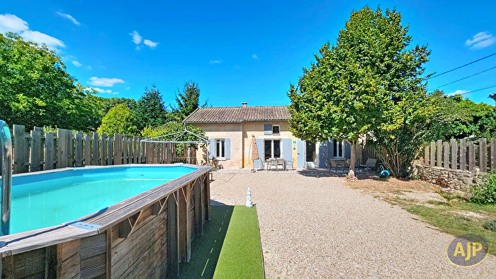 Maison 6 pièces à Saint-Magne-de-Castillon, à vendre
