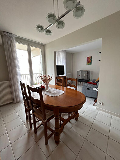 Vénissieux, Léo Lagrange, Louis Pergaud - Appartement 5 pièces à vendre