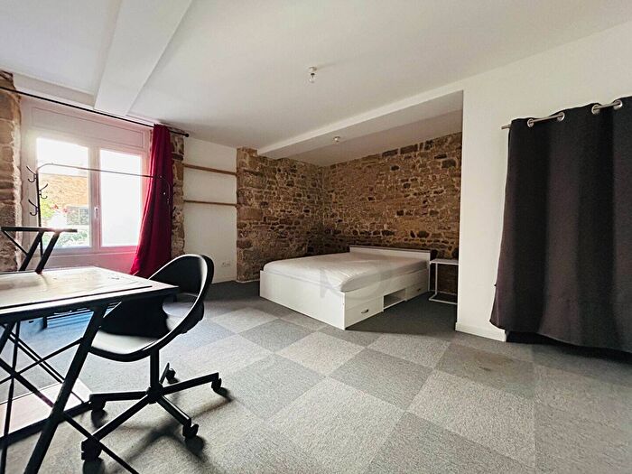 Centre Ville-Saint Léonard-Notre-Dame, Alençon : Appartement 1 pièce à louer