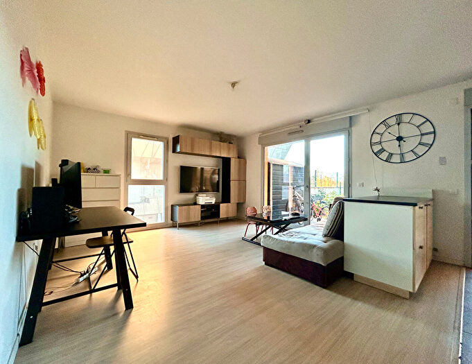 Appartement à vendre - Créteil, Palais - 3 pièces - 2 chambres