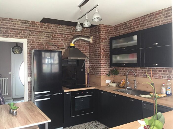 Maison à vendre - Pérenchies - 5 pièces - 3 chambres