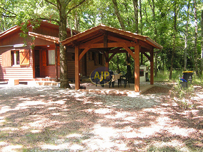 Maison à vendre - Saint-Vivien-de-Médoc - 4 pièces - 3 chambres