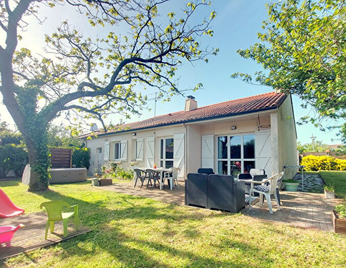 Maison à vendre - Le Loroux-Bottereau - 4 pièces - 3 chambres