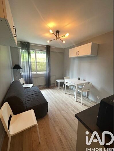 Appartement à louer - Le Plateau, Louveciennes - 1 pièce