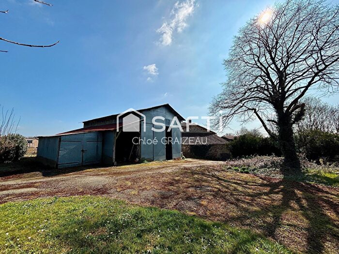 Maison à vendre - Courlay - 5 pièces - 3 chambres