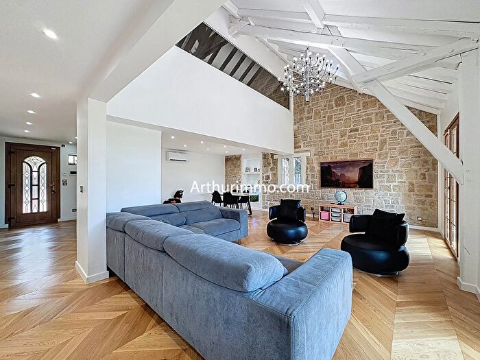 Sucy-en-Brie, Bruyères : Maison 9 pièces à vendre