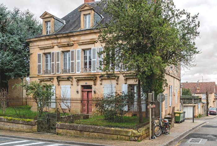 Maison à vendre - Gourdon - 8 pièces - 4 chambres