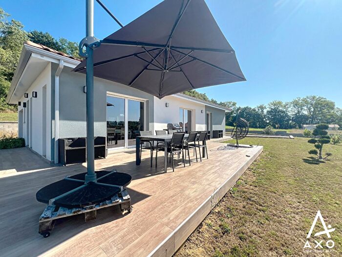 Maison à vendre - Peyrehorade - 4 pièces - 3 chambres