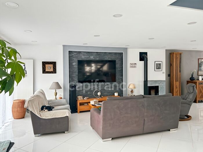 Maison à vendre - Haulchin - 5 pièces - 4 chambres