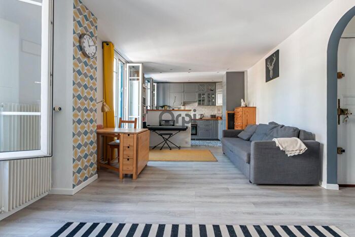 Saint-Maurice, Ecluse : Appartement 2 pièces à vendre