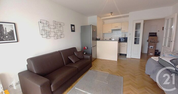 Appartement à louer - Puteaux, Vieux Puteaux - 1 pièce