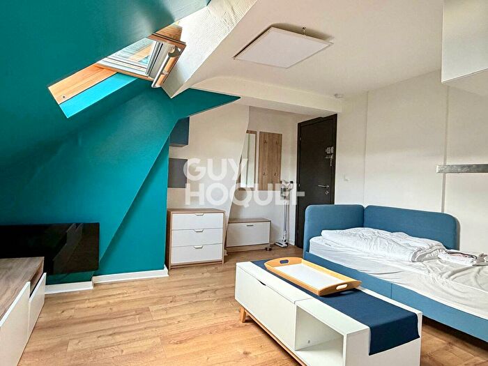 Appartement 1 pièce à Plateau, Laon, à louer