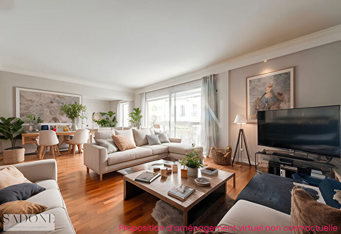 Appartement à vendre - Neuilly-sur-Seine, Charles Laffitte - 4 pièces - 2 chambres