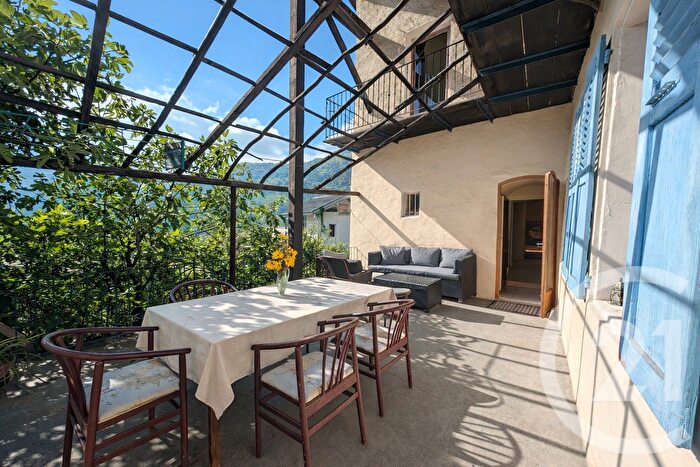 Maison à vendre - Aigueblanche - 6 pièces - 4 chambres