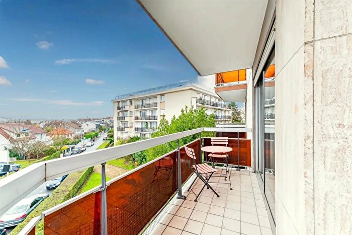 Appartement à vendre - Bry-sur-Marne, Coudrais, Fontaines Giroux - 3 pièces - 2 chambres